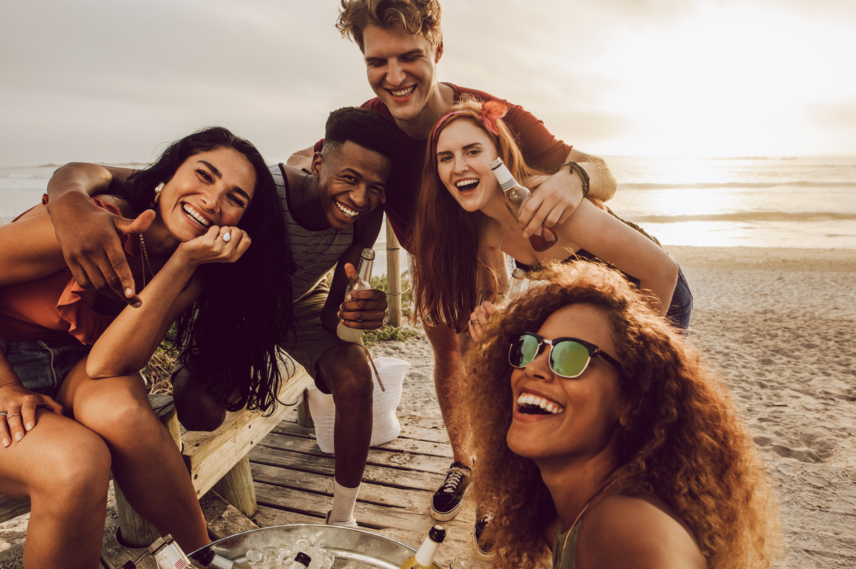 Why A Beer Snorkel Is The New Beach Must-Have – Scuba Beer